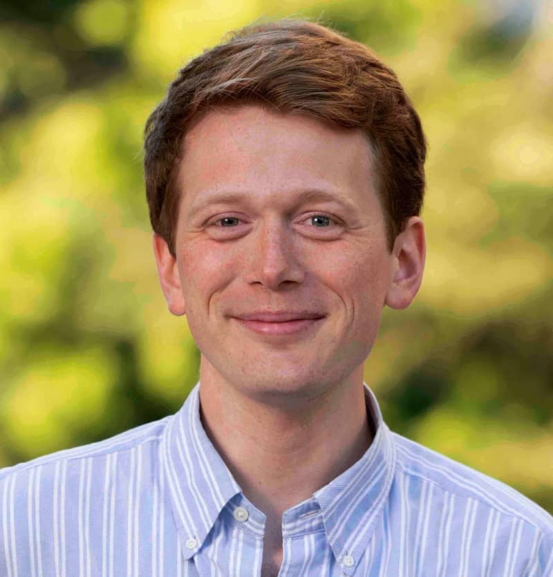 Fueling Research, Advocacy, and Community: Economic Internships at the ...